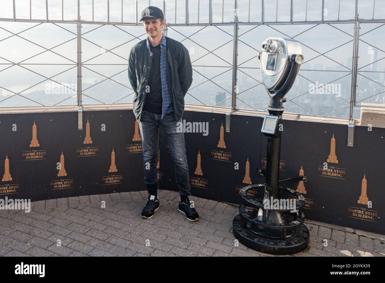 Actor Hayden Christensen visits the Empire State Building in ...