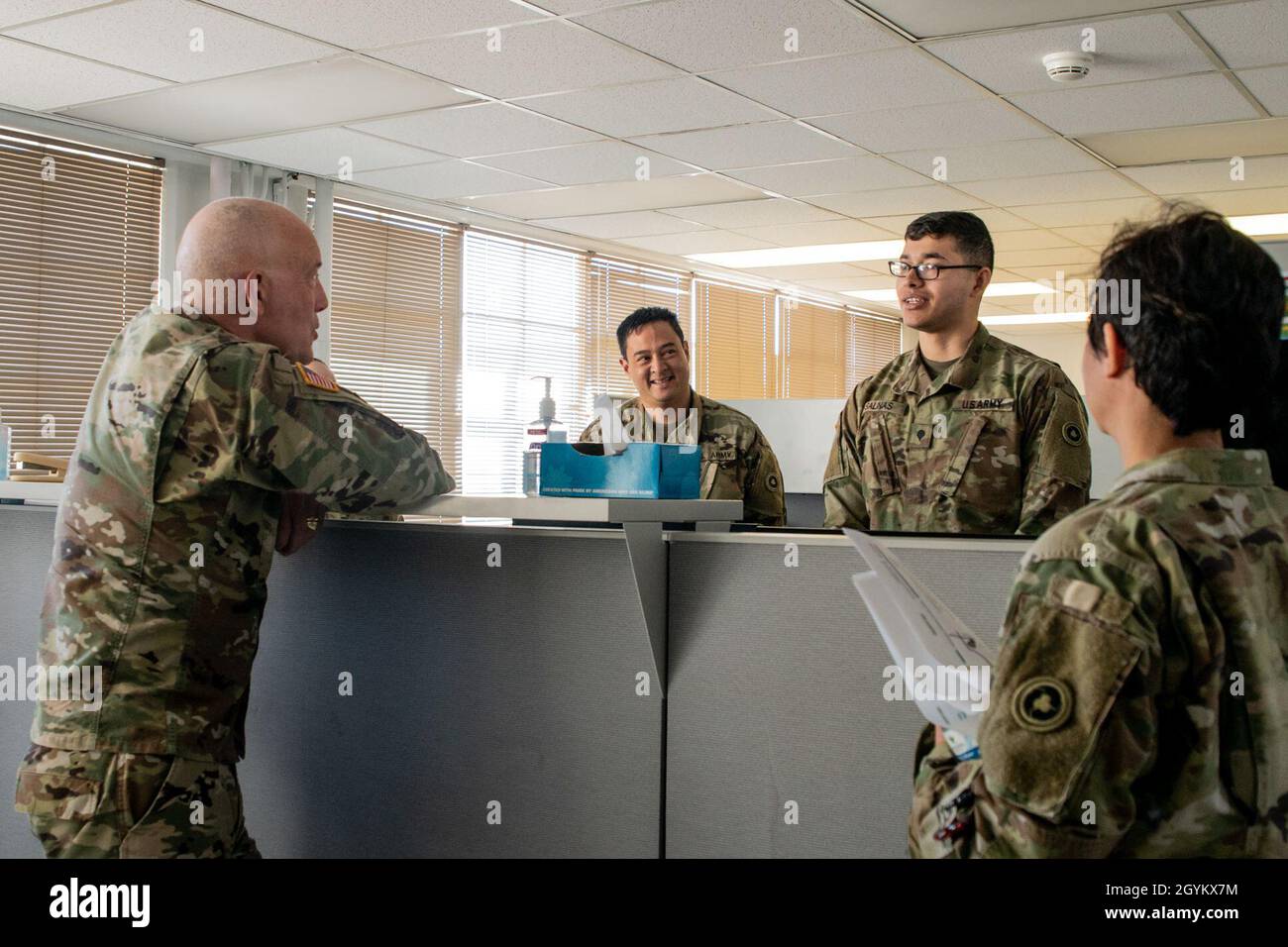 Lt. Gen Luckey, commanding general of the U.S. Army Reserve, visits ...