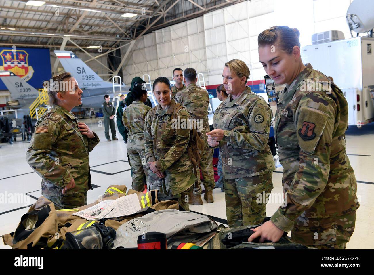Master Sgt. Alicia Ross (left) and Staff Sgt. Jacquelyn Montoya (right ...