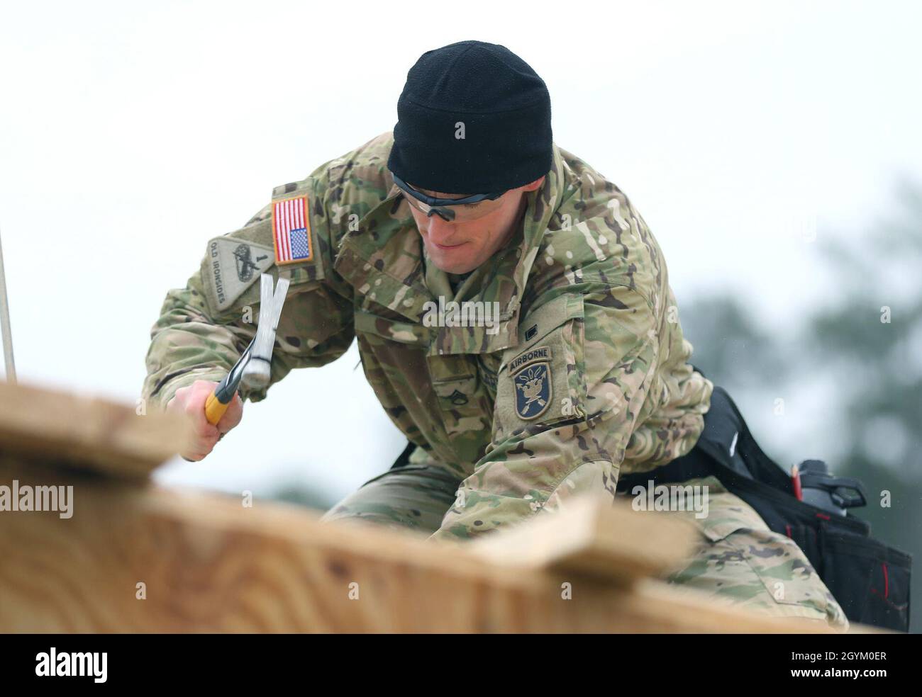 A Soldier assigned to the U.S. Army John F. Kennedy Special Warfare ...