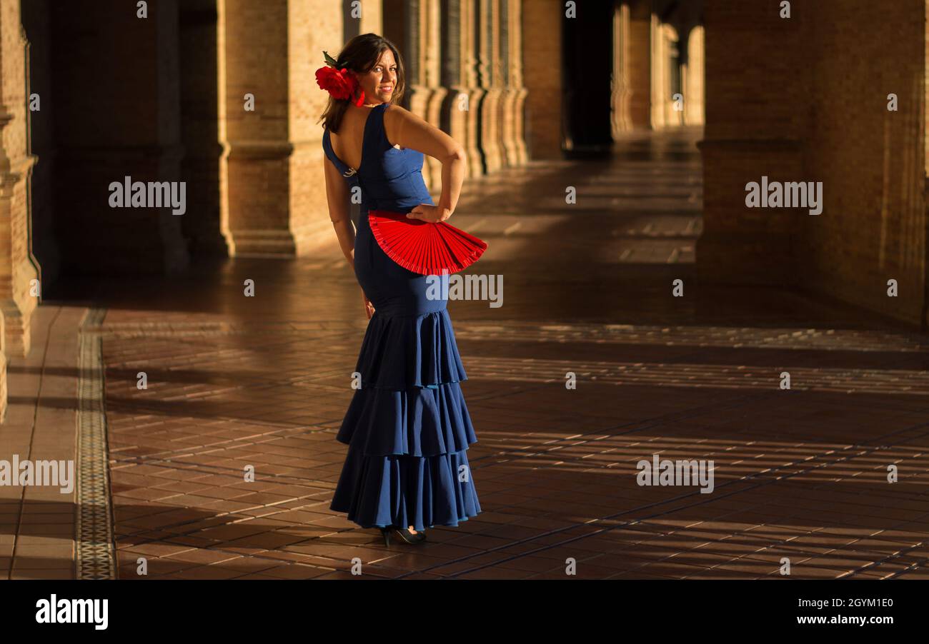 the Andalusian woman with the red fan Stock Photo - Alamy