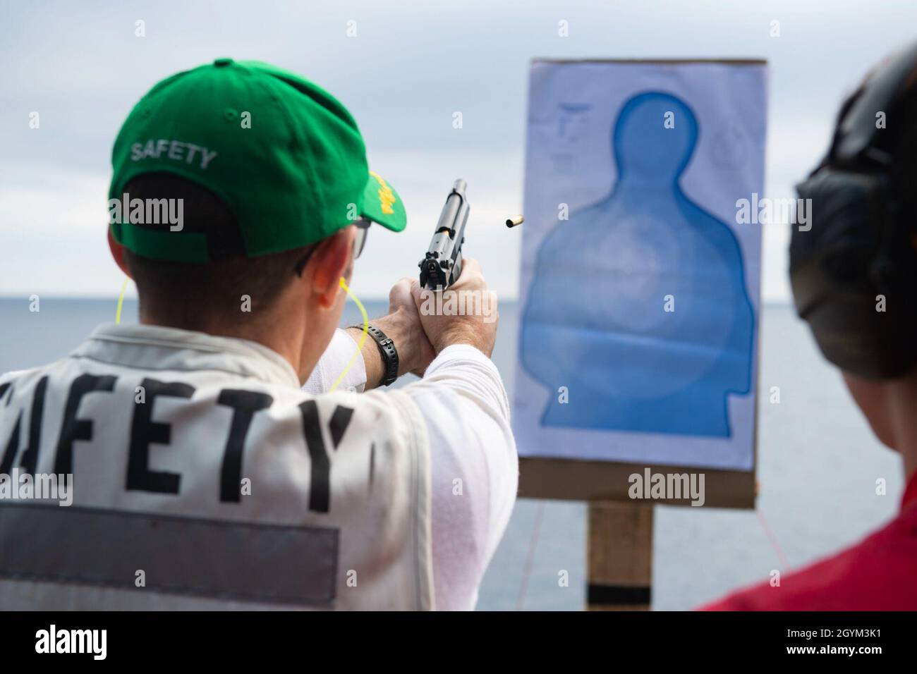 200126-N-NC885-1330 PACIFIC OCEAN (Jan. 26, 2020) Commander Sam Mason ...