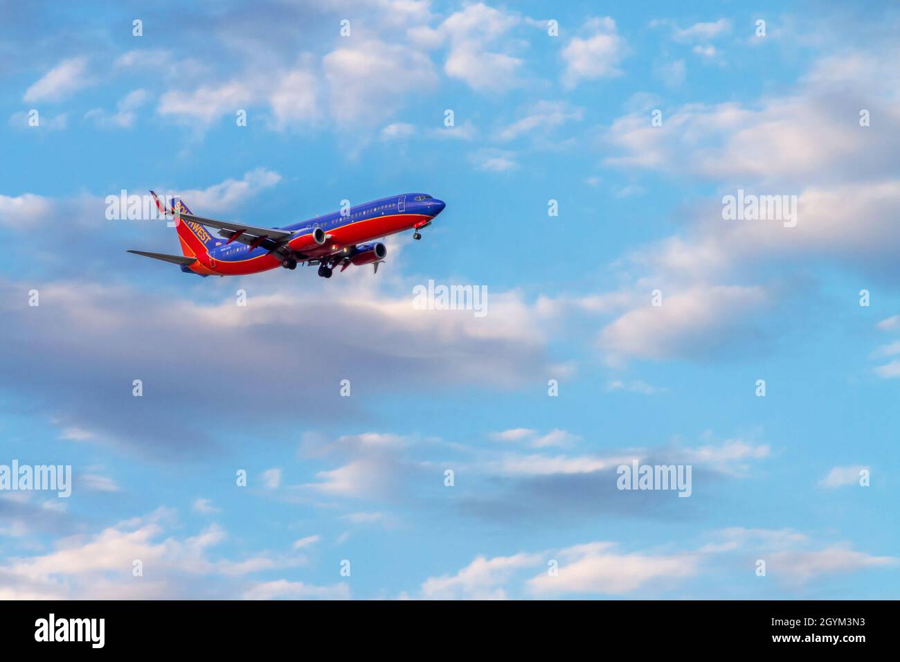 Santa Ana, CA, USA – August 12, 2021: Southwest Airlines Boeing 7373 ...