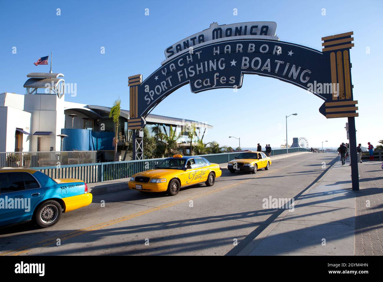 Arch at the Santa Monica Pier, Santa Monica, Los Angeles California ...