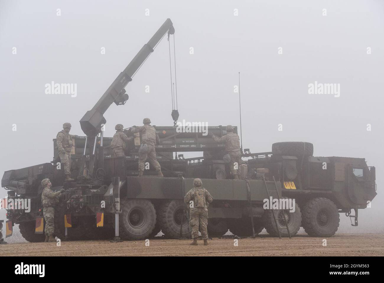 U.S. Soldiers, assigned to 1st Battalion, 6th Field Artillery Regiment ...