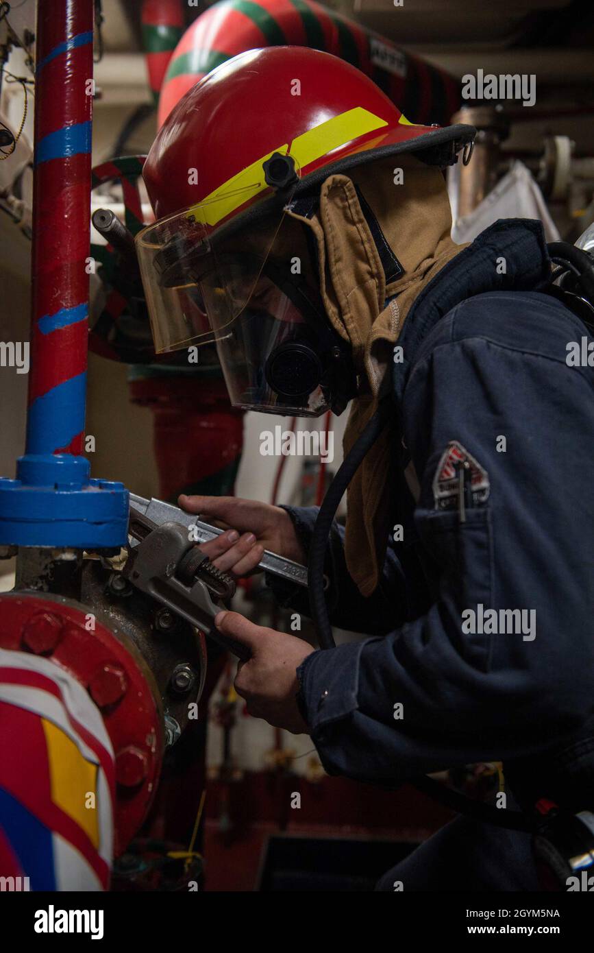 PACIFIC OCEAN (Jan. 27, 2020) Damage Controlman Fireman David Hurst ...