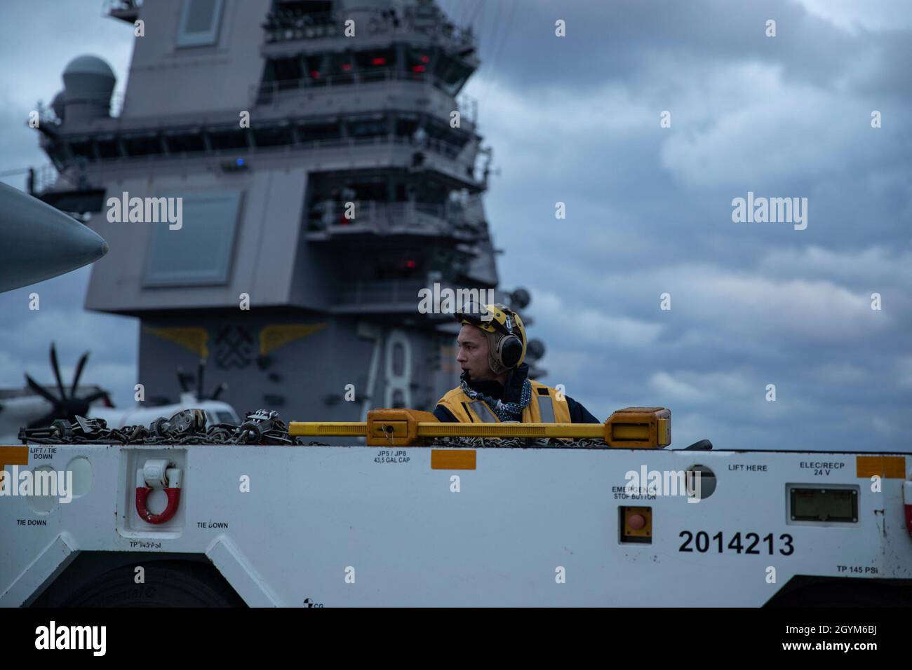 Electromagnetic launch system hi-res stock photography and images - Alamy