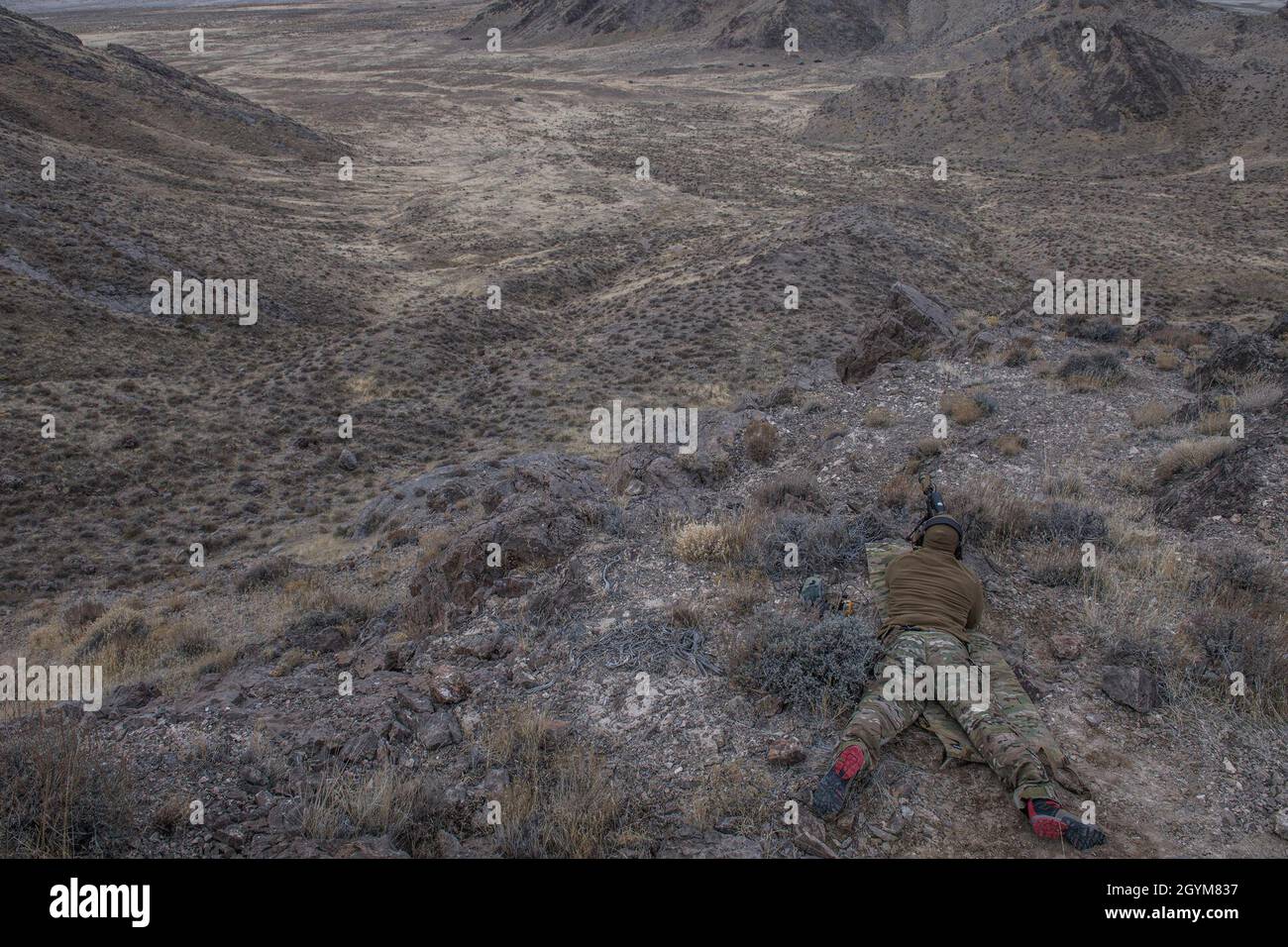 Special Tactics Airmen conduct weapons training during Emerald Warrior ...