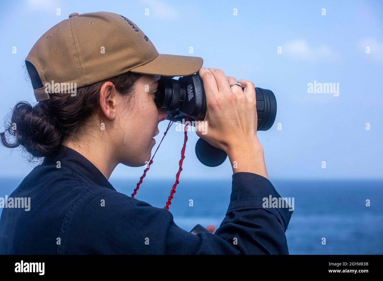 200128-N-GR168-1001 GULF OF ADEN (Jan. 28, 2020) Ensign Elenore Porter ...