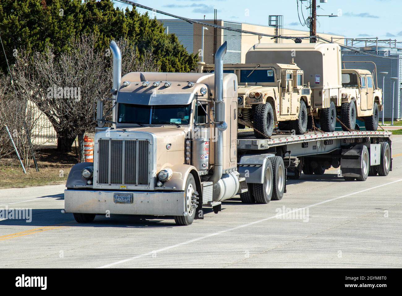 1st Cavalry Division Sustainment Brigade begins to send vehicles to ...