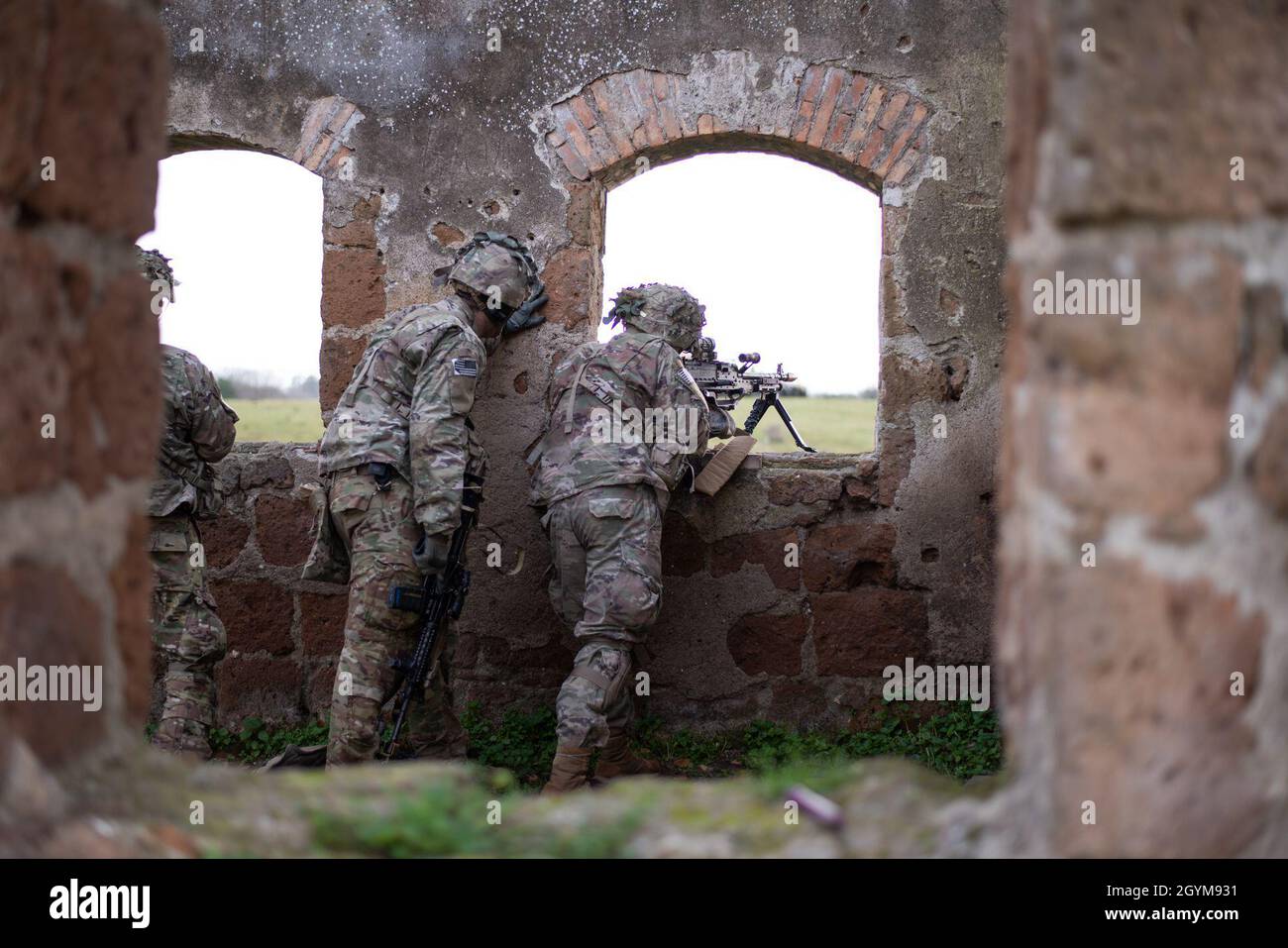 Topside security hi-res stock photography and images - Alamy