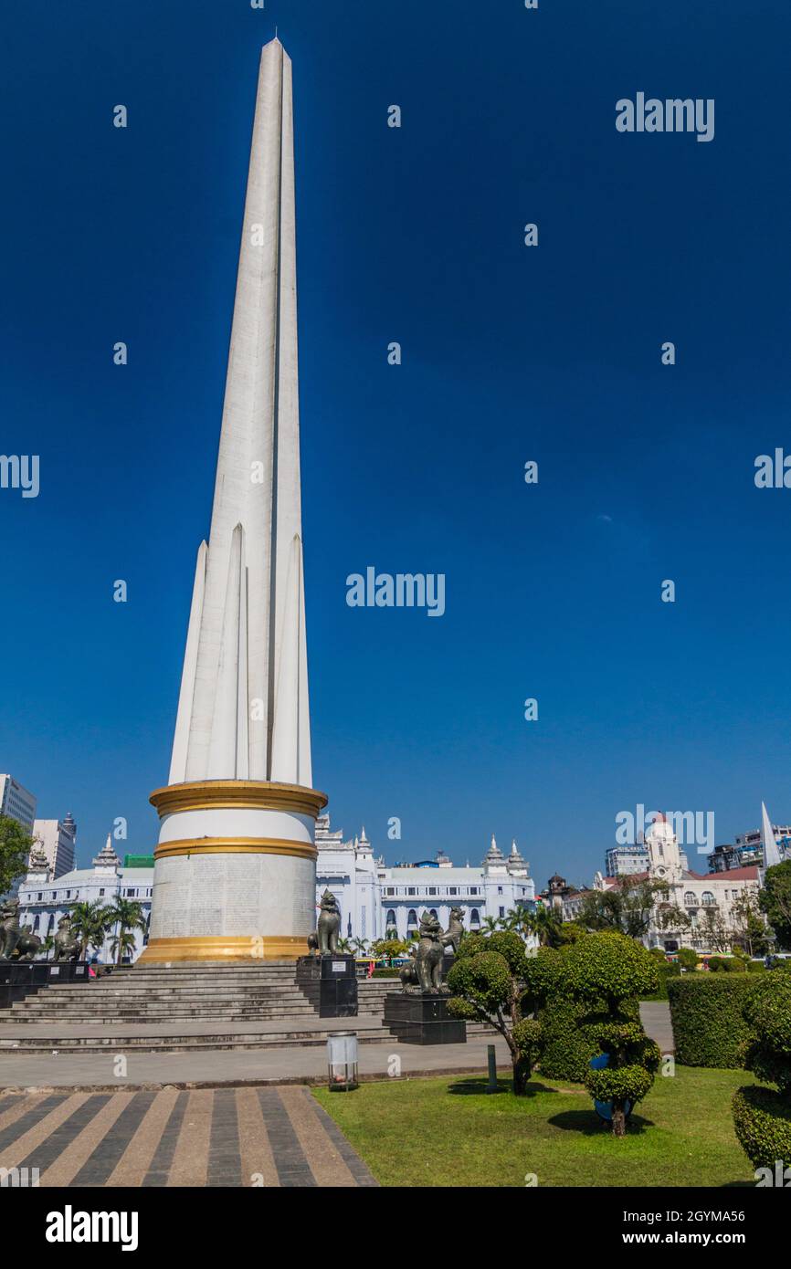 Independence monument at Maha Bandula park in Yangon, Myanmar Stock ...