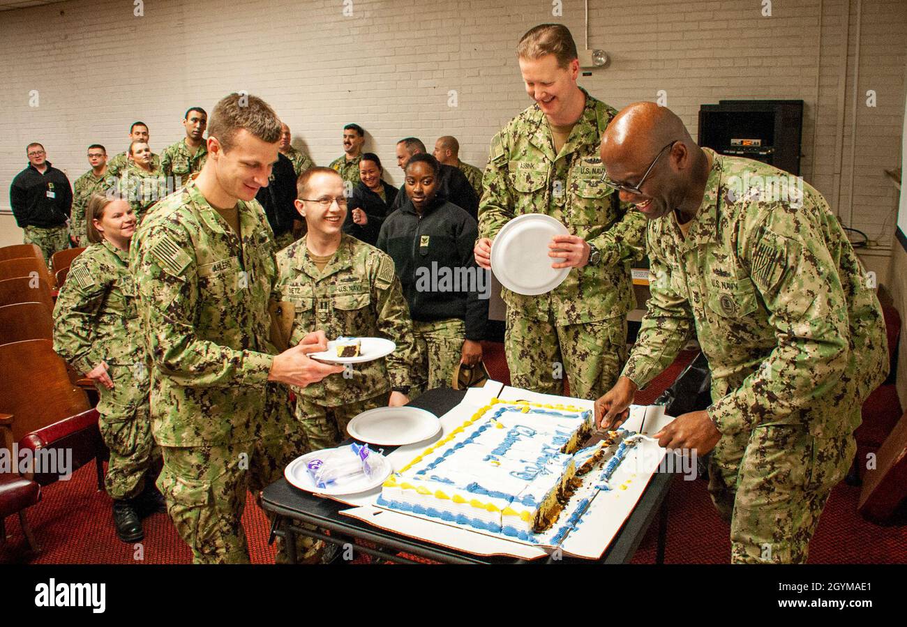 200129-N-XD935-0042 NEWPORT NEWS (Jan. 29, 2020) Pre-Commissioning Unit ...