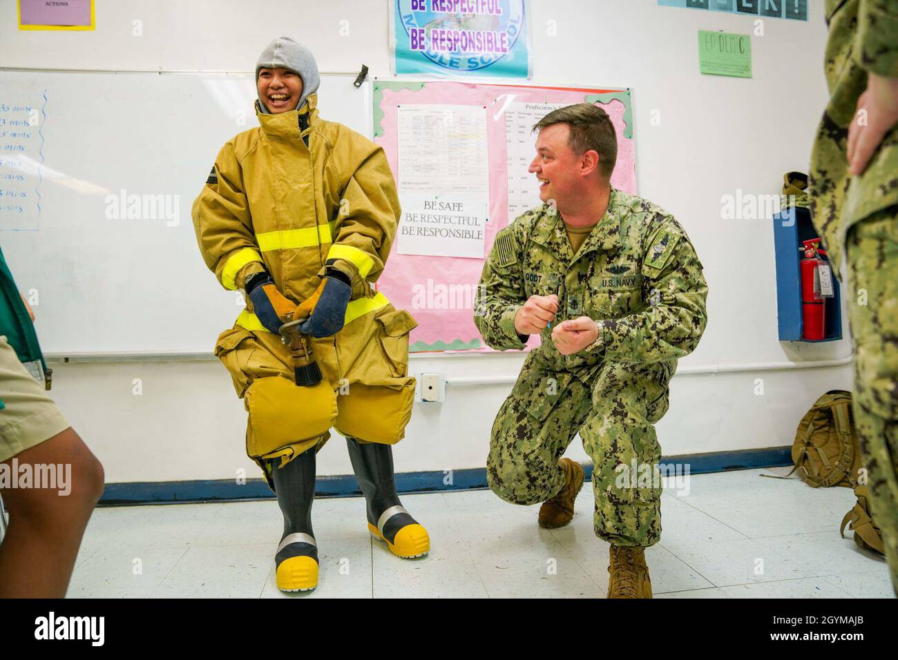 PITI, Guam (Jan. 30, 2020) Chief Machinists Mate (Nuclear) Christopher ...