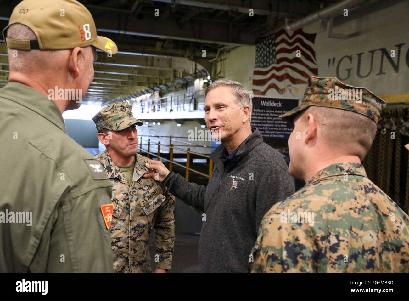 SAN DIEGO (Jan. 30, 2019) -- Gregory J. Slavonic, middle, the assistant ...