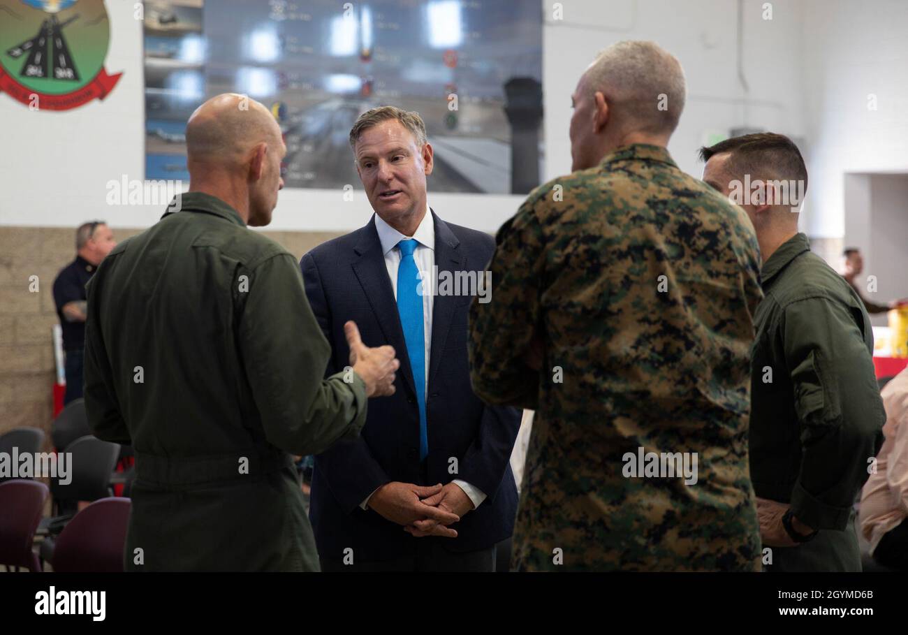 U.S. Representative Scott Peters and Marine Corps Air Station Miramar ...