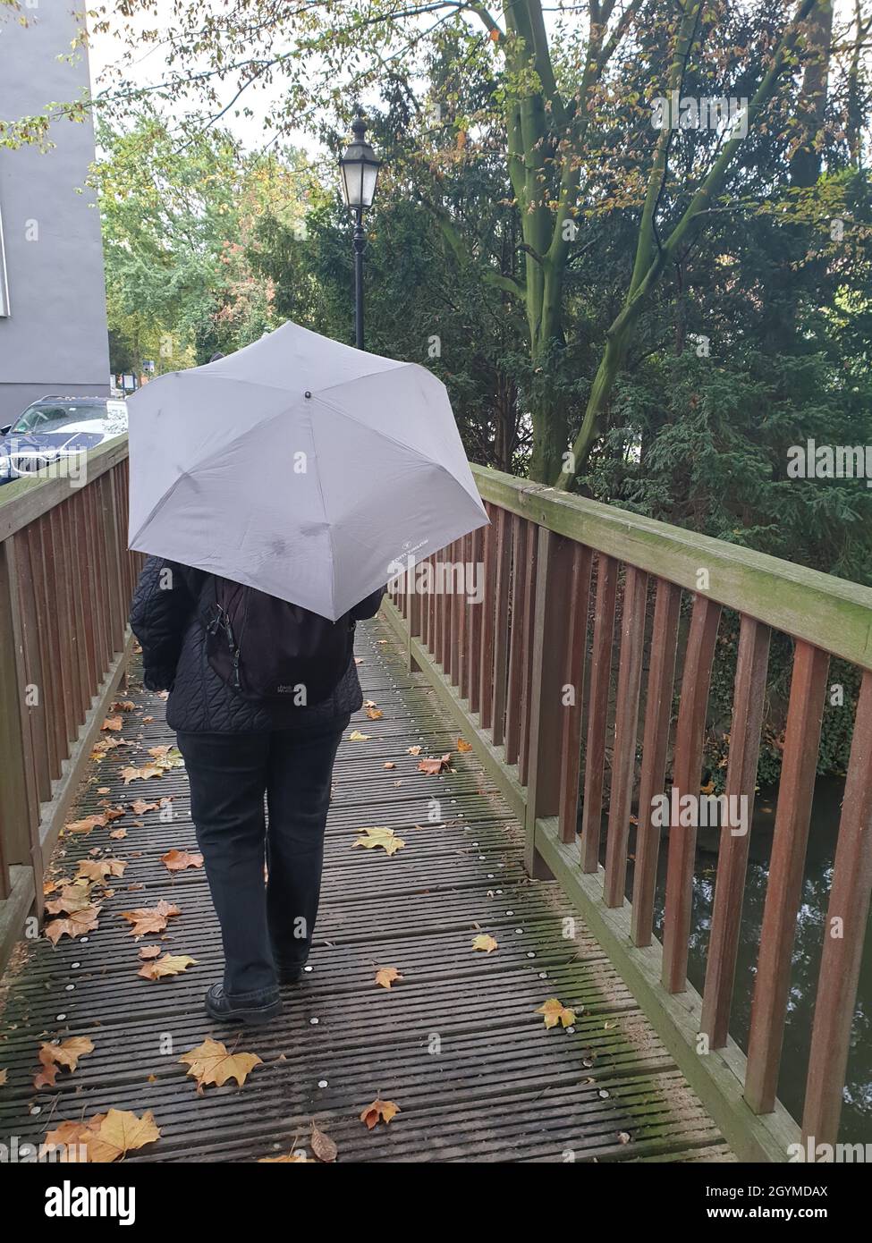 Regen regenschirm hi-res stock photography and images - Alamy