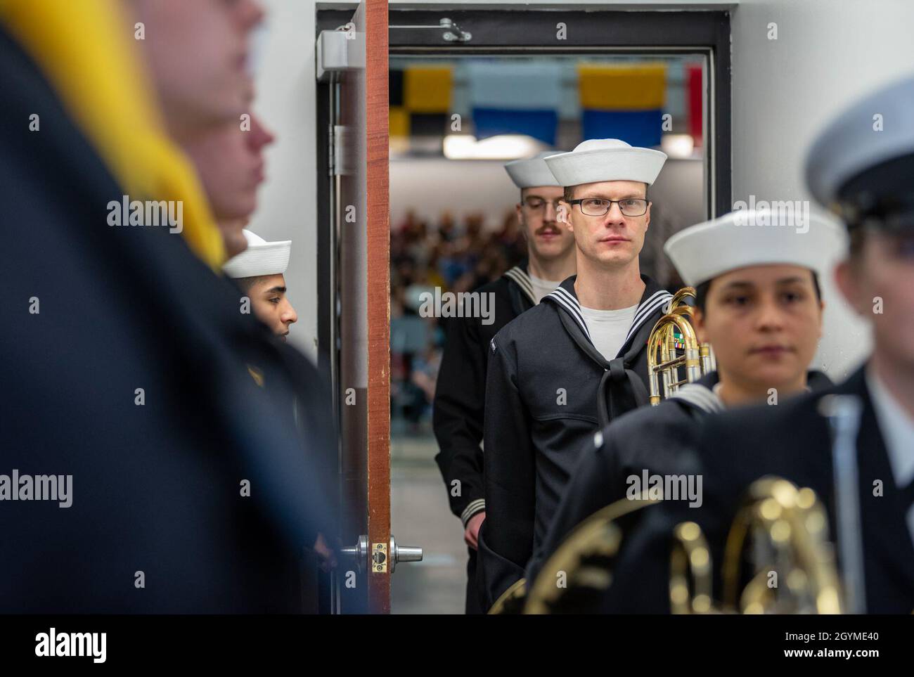 190719-N-BM202-1075 GREAT LAKES, Ill. (July 19, 2019) Navy Band Great ...
