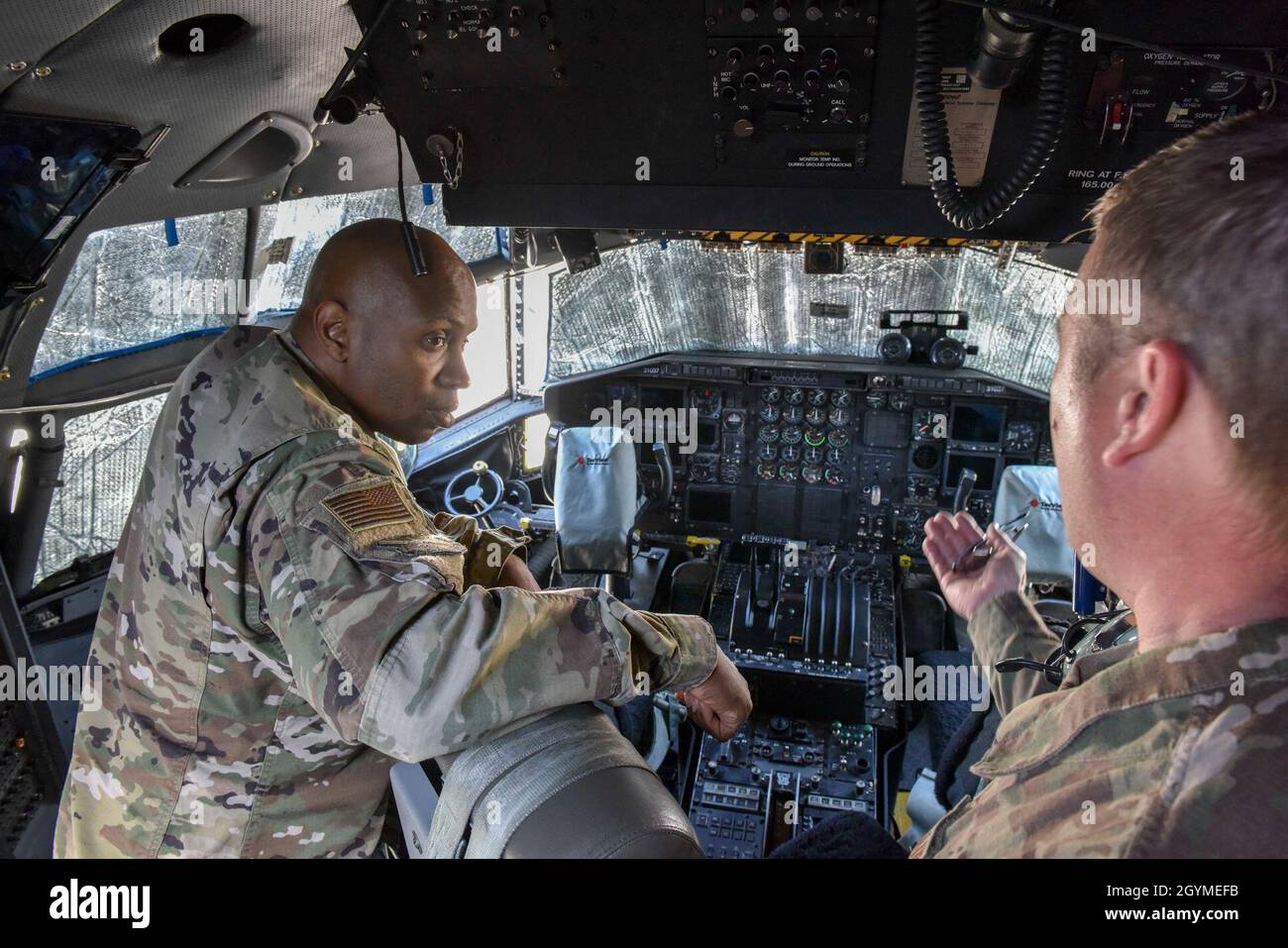 379 eamxs hi-res stock photography and images - Alamy