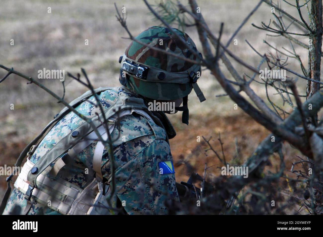 Concealed army hi-res stock photography and images - Alamy