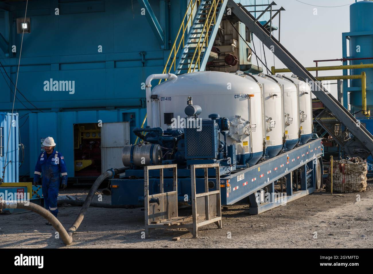 Cement tanks hi-res stock photography and images - Alamy