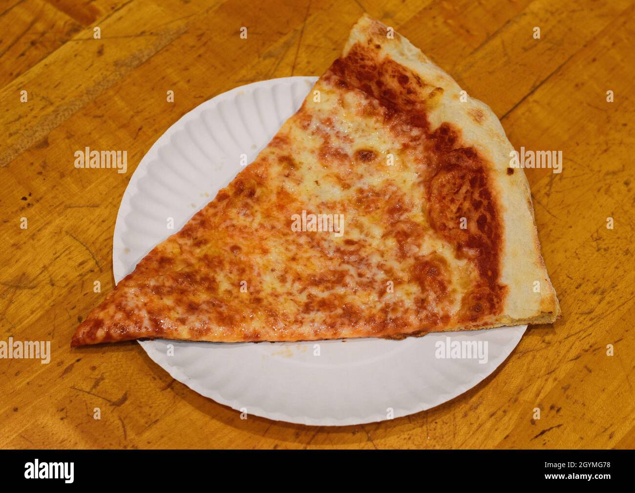 Plain pizza hi-res stock photography and images - Alamy