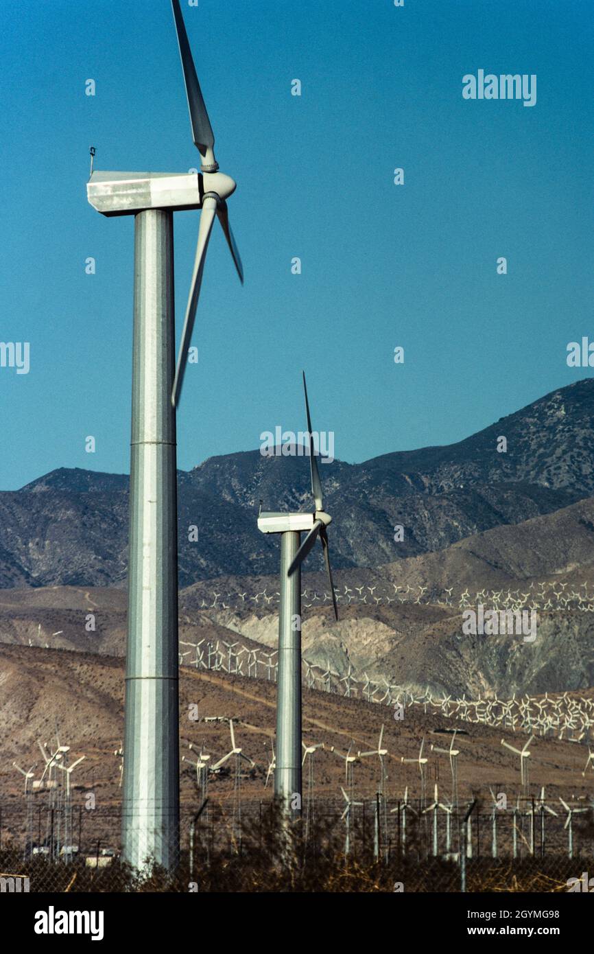 Wind farms of wind-powered electricity generators near Palm Springs ...