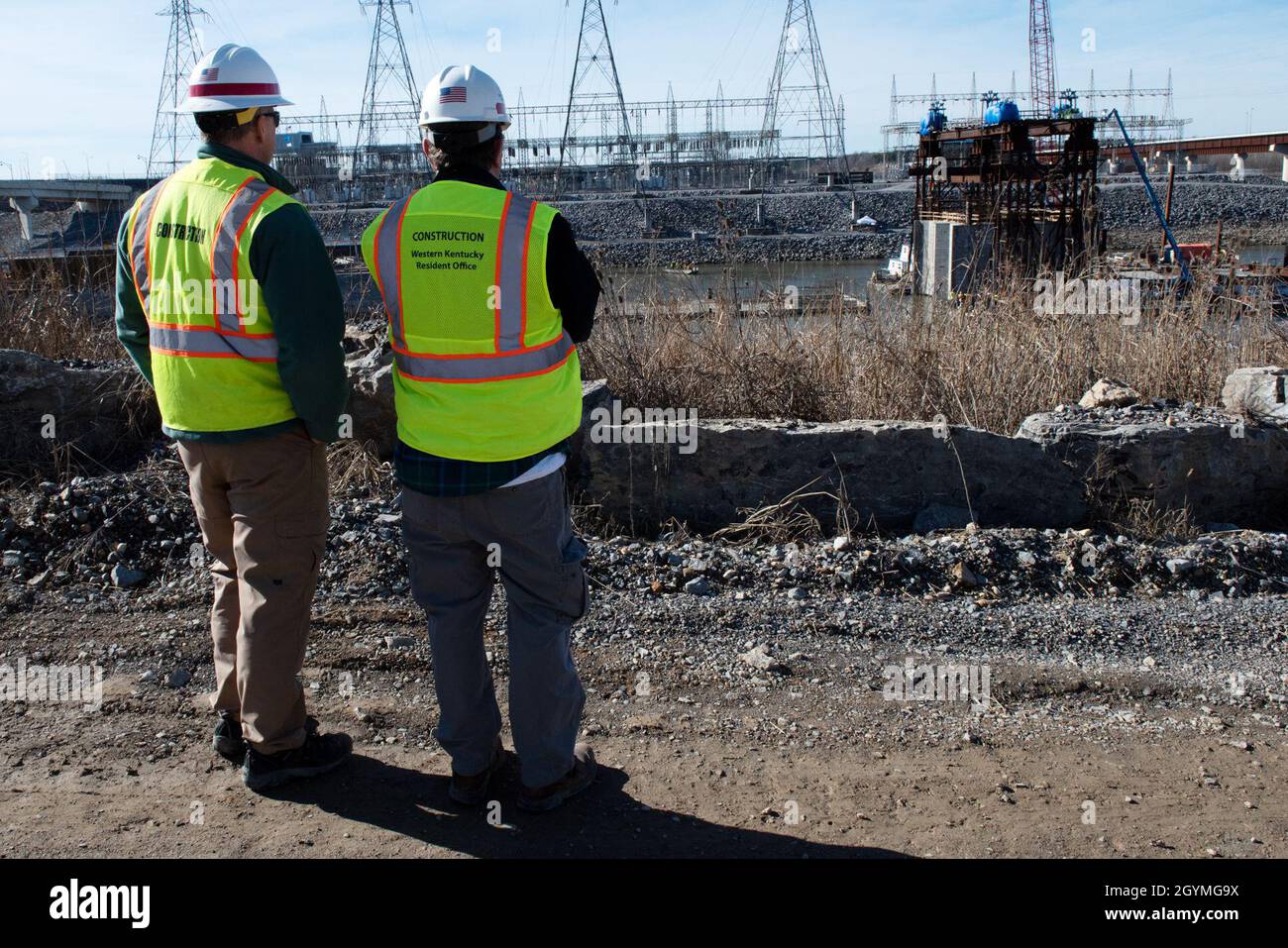 Don Getty (Right), U.S. Army Corps of Engineers Nashville District ...