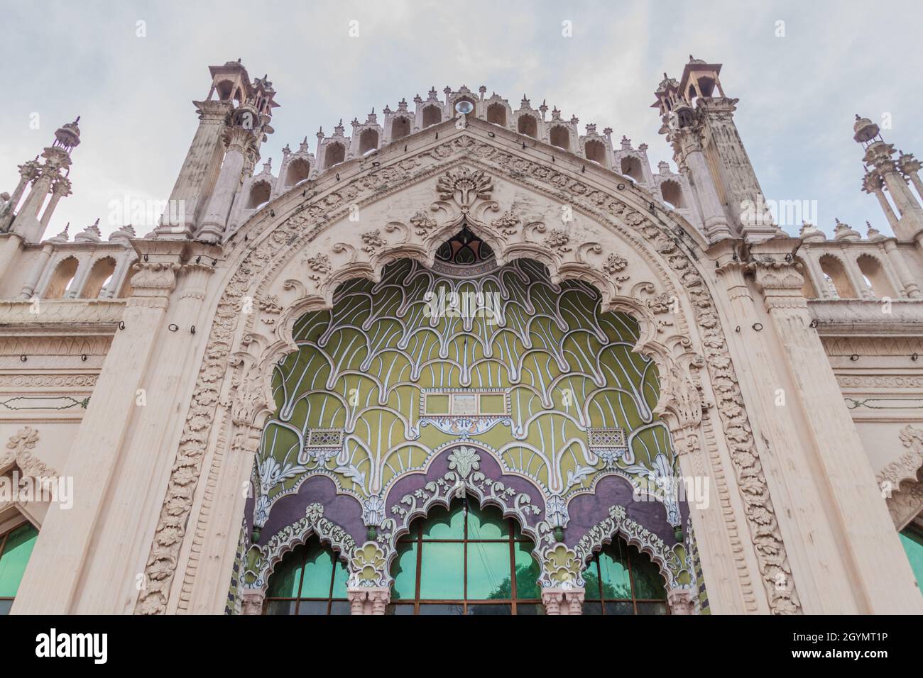 Lucknow jama masjid hi-res stock photography and images - Alamy
