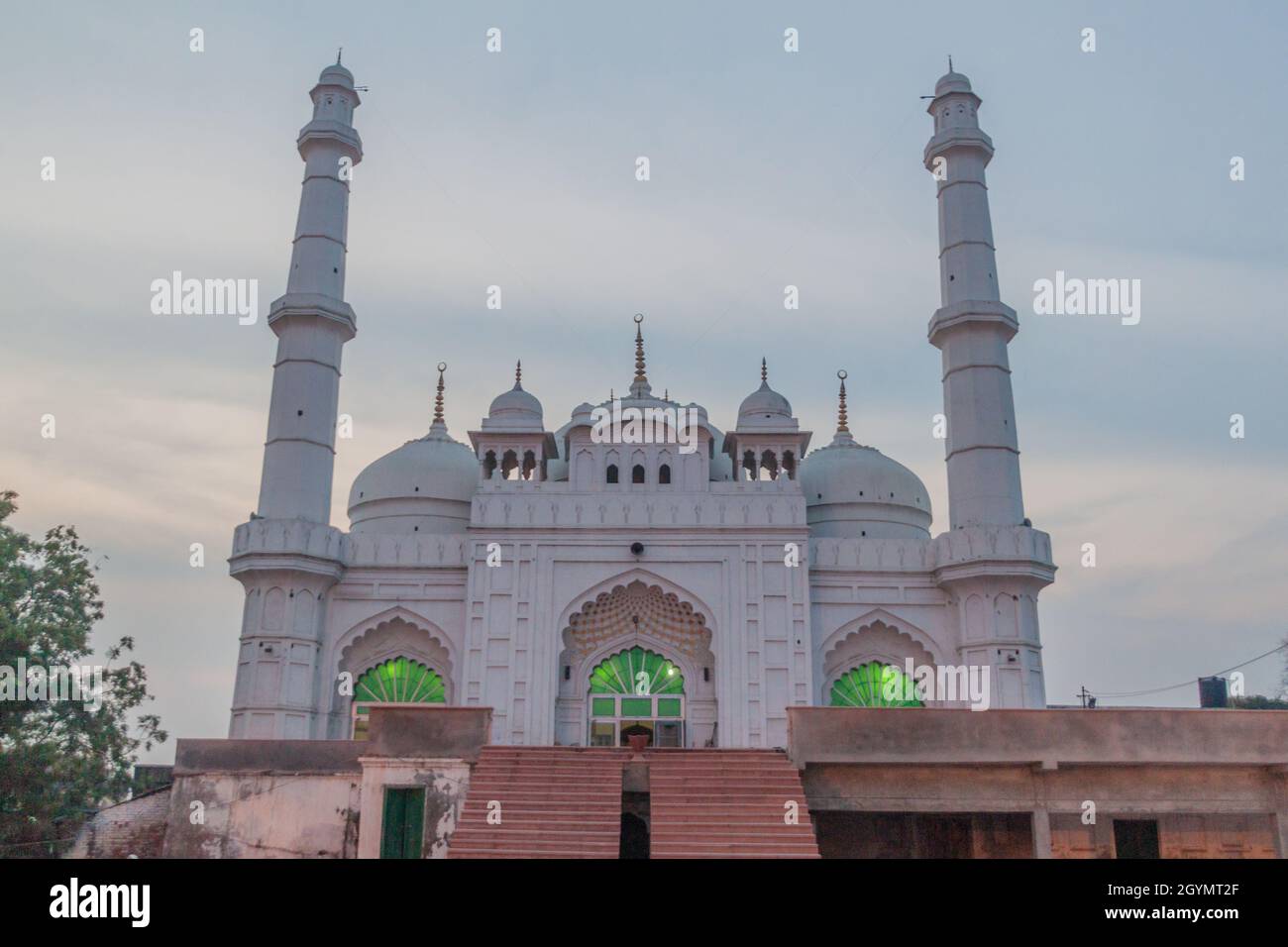 Teele wali masjid hi-res stock photography and images - Alamy