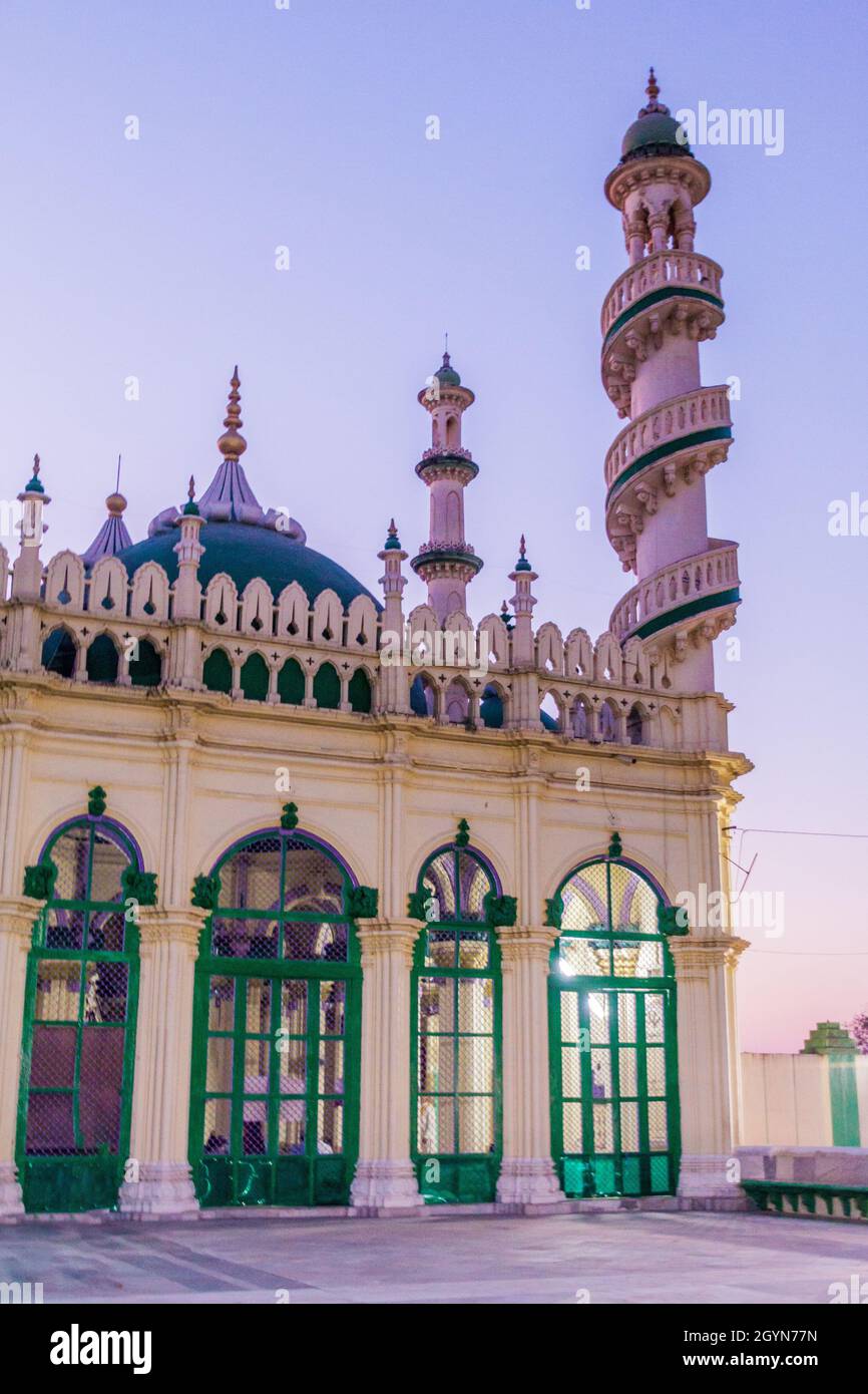 Juma Masjid mosque in Junagadh, Gujarat state, India Stock Photo - Alamy