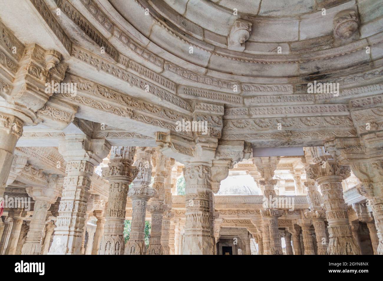Decorated marble interior of Jain temple at Ranakpur, Rajasthan state ...