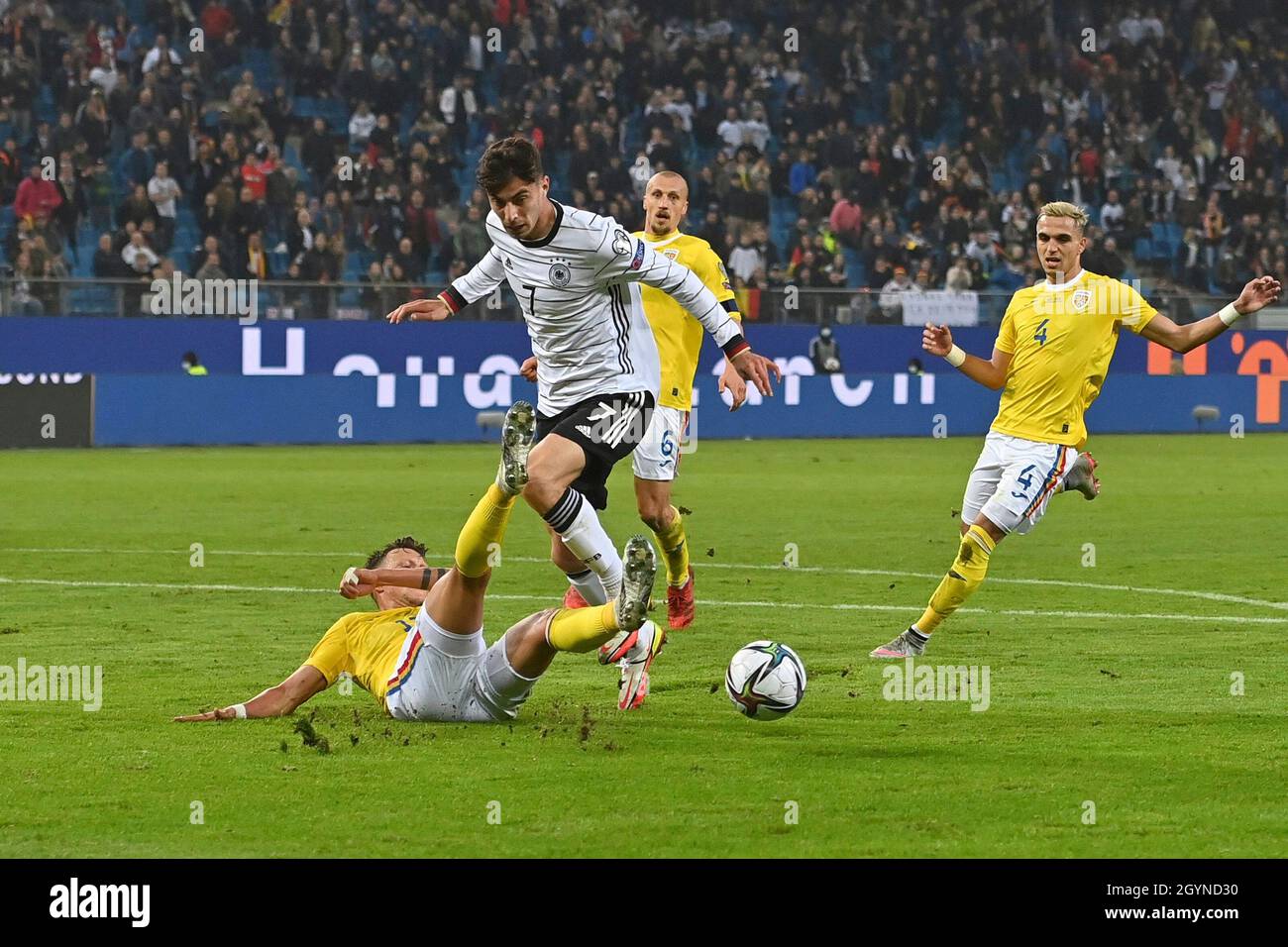 Hamburg, Germany. 08th Oct, 2021. Penalty area scene with Kai HAVERTZ ...