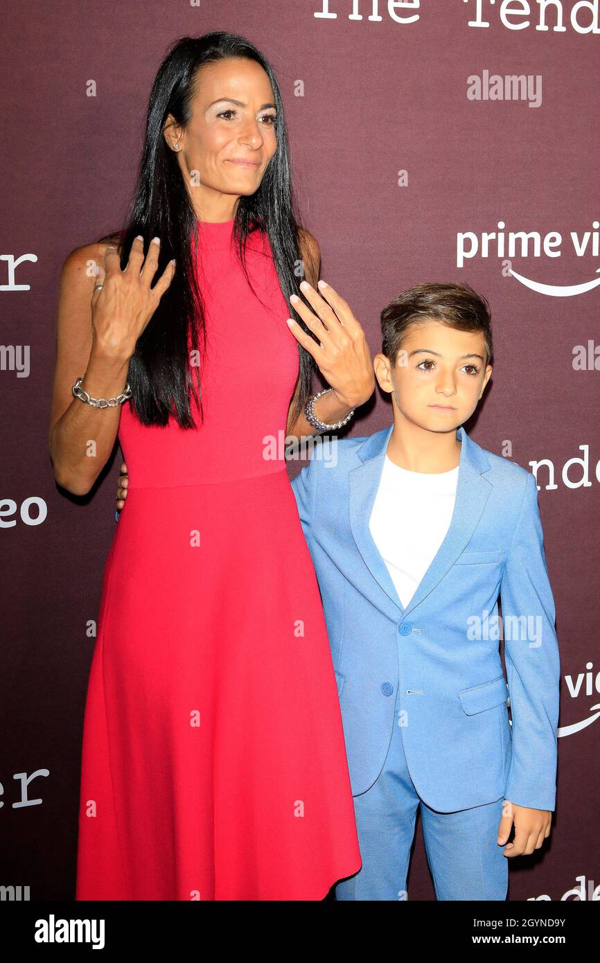 Danielle ranieri hi-res stock photography and images - Alamy