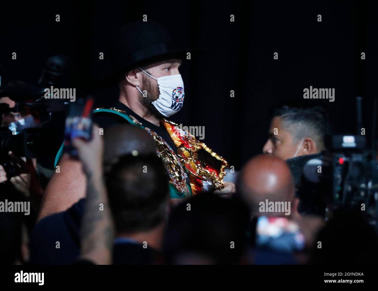 Wilder fury 2021 weigh in hi-res stock photography and images - Alamy