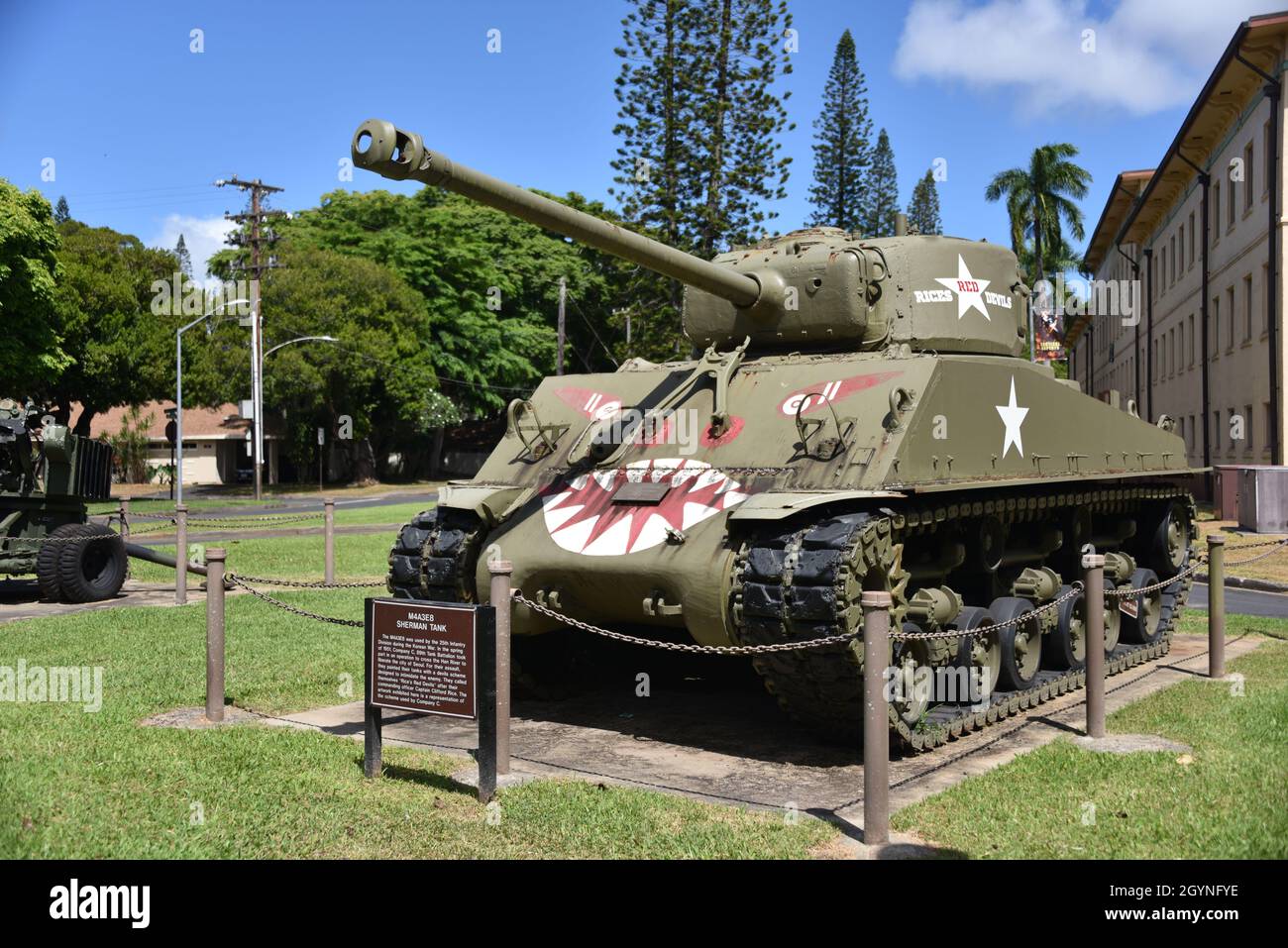 M4a3e8 sherman tank hi-res stock photography and images - Alamy