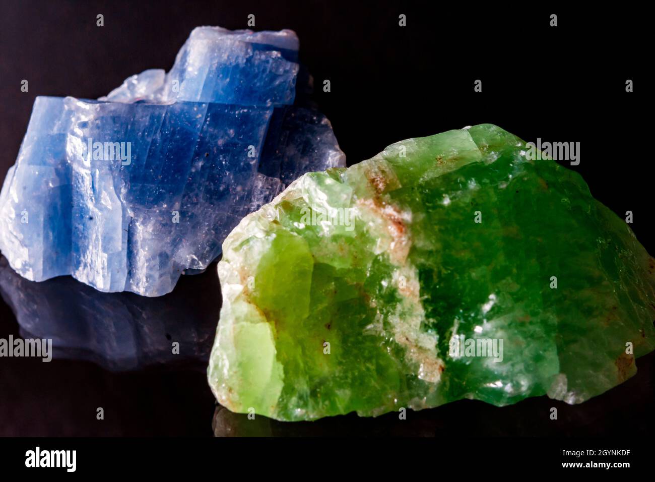 Green quartz hi-res stock photography and images - Alamy