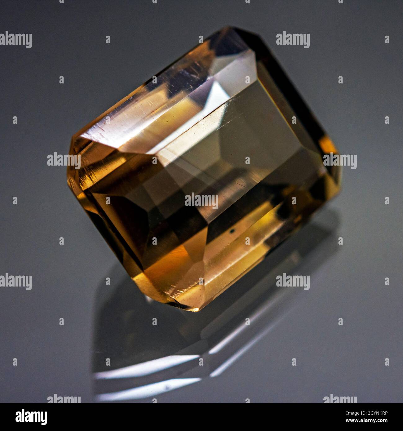 Emerald Cut High Resolution Stock Photography and Images - Alamy