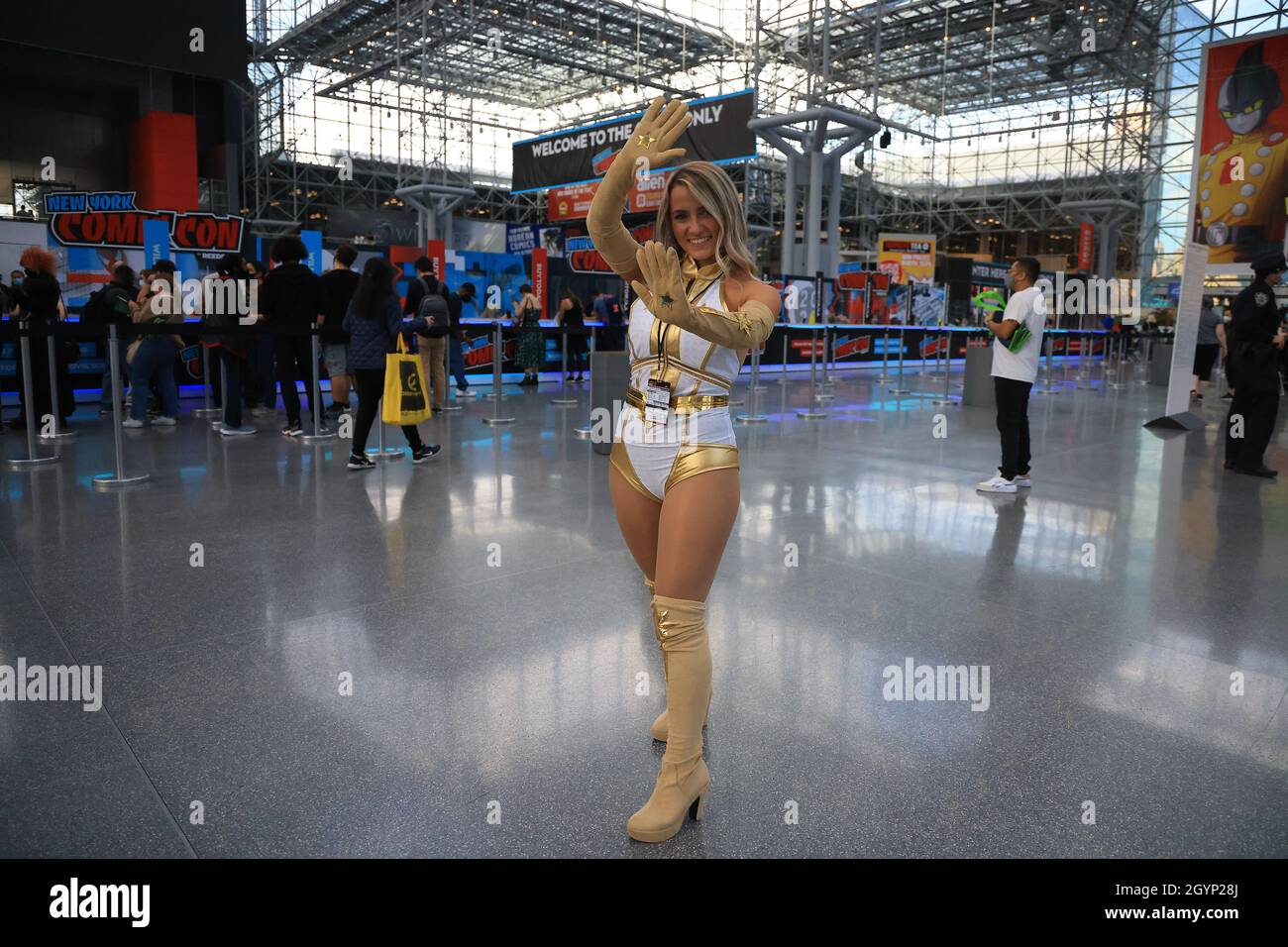 Elaina from Columbus Ohio is dressed as Starlight from “The Boys” at ...