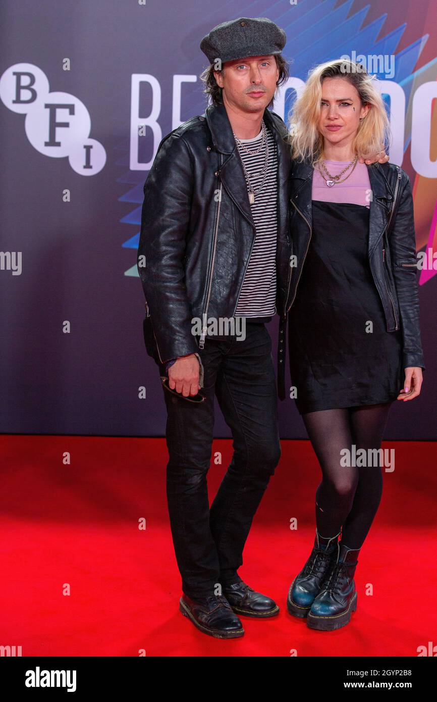 London, UK. 08th Oct, 2021. Carl Barat (L) and Edie Langley (R) attend The Velvet Underground ...