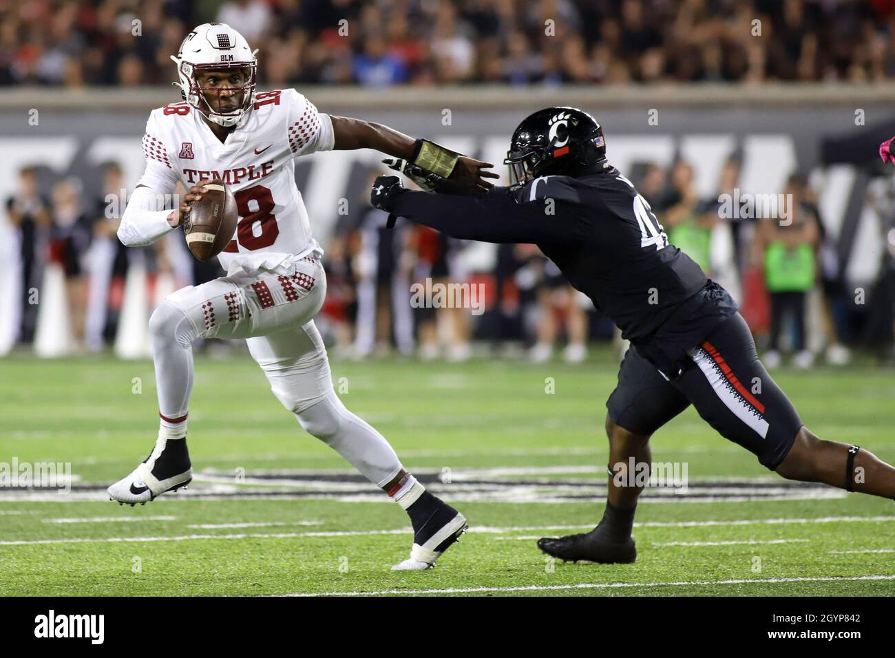 October 8, 2021: Temple QB D’Wan Mathis runs the ball during an NCAA ...