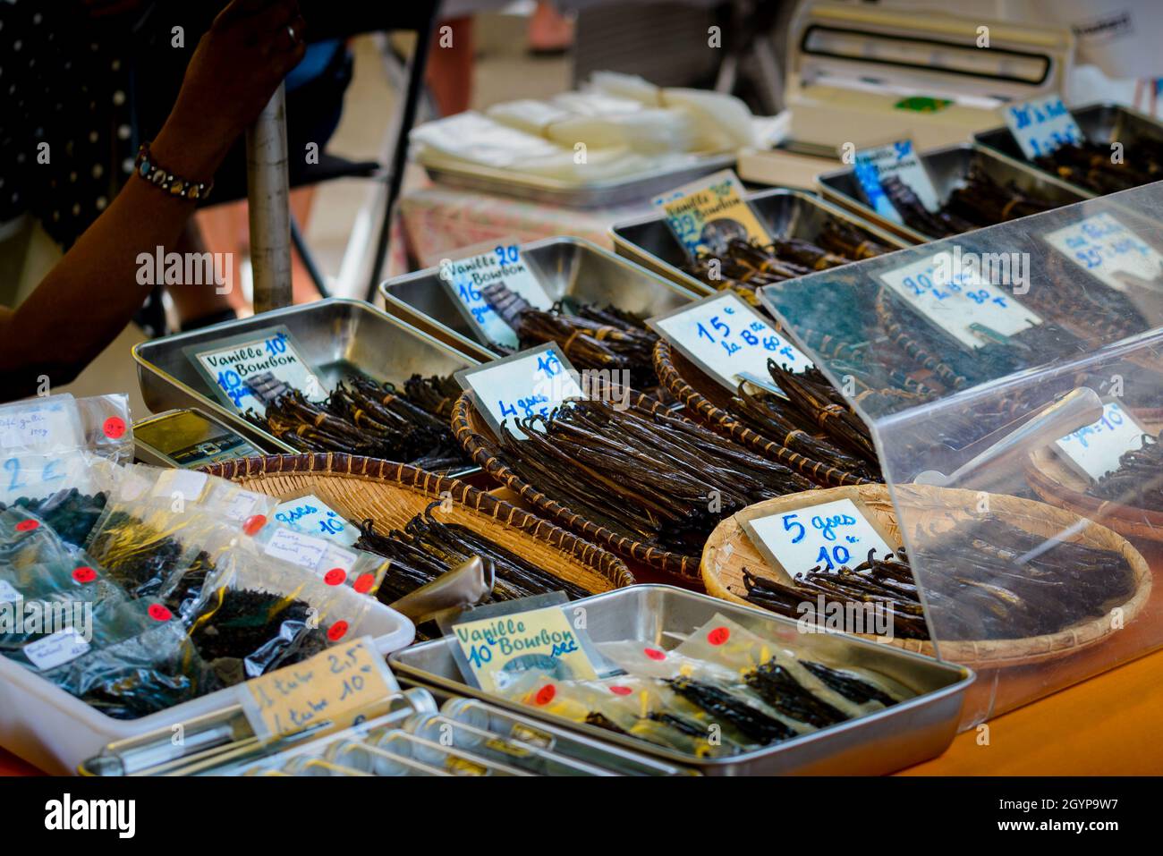 La reunion vanilla hi-res stock photography and images - Alamy