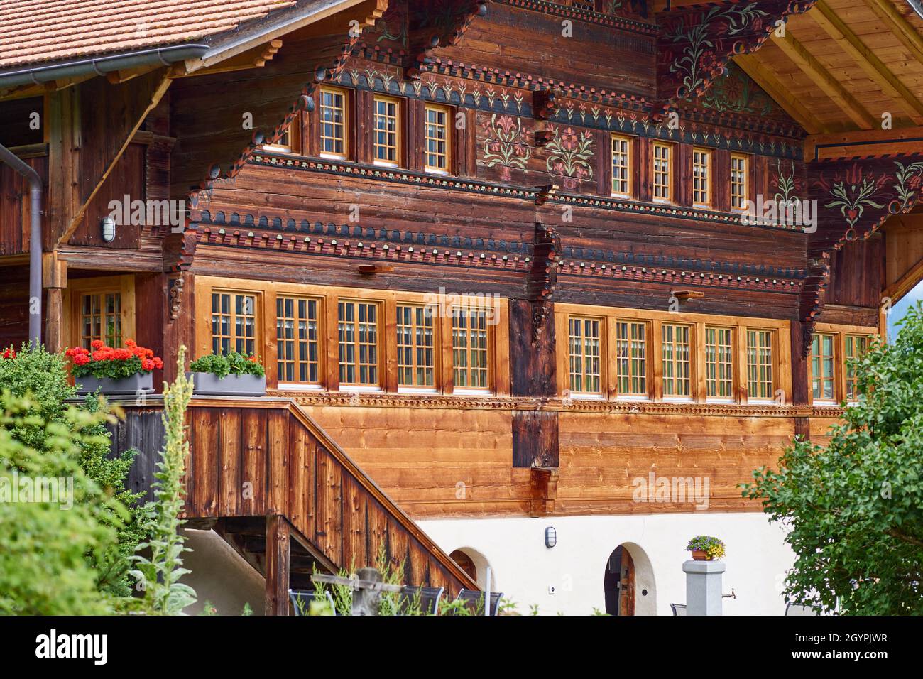 Swiss chalet - Simmental, Berner Oberland, Switzerland Stock Photo - Alamy