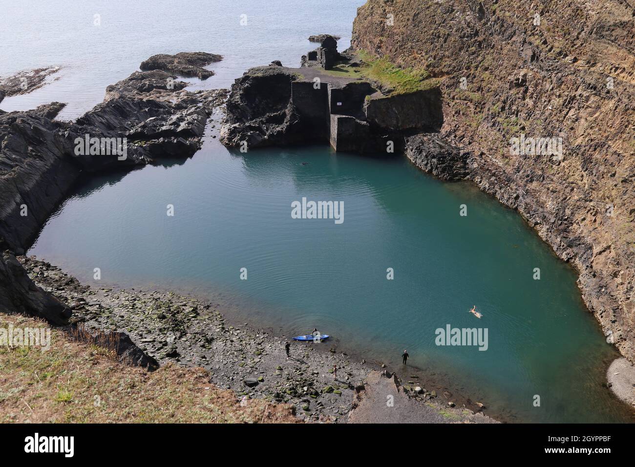 Former slate quarries hi-res stock photography and images - Alamy