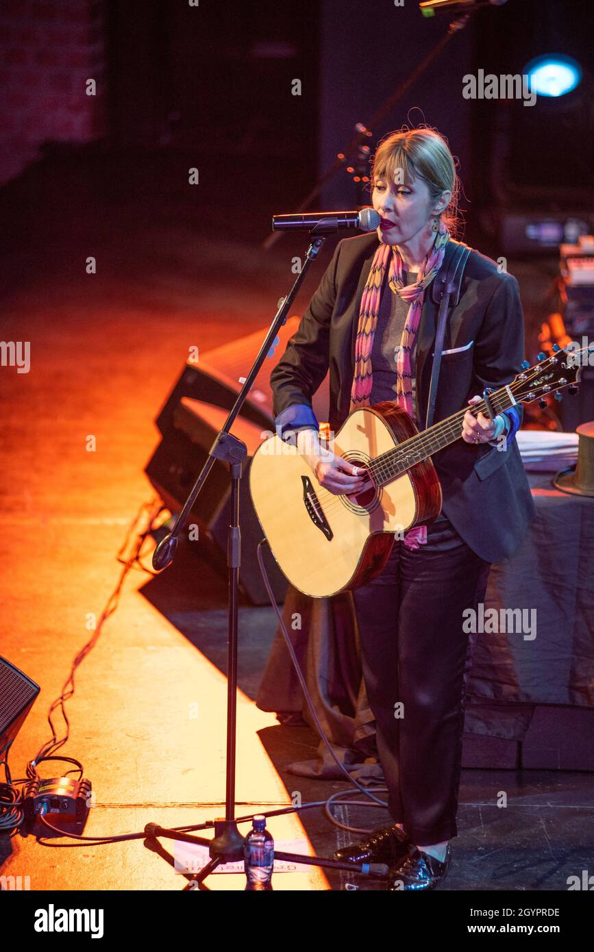 American singer-songwriter Suzanne Vega performing at the National Arts ...