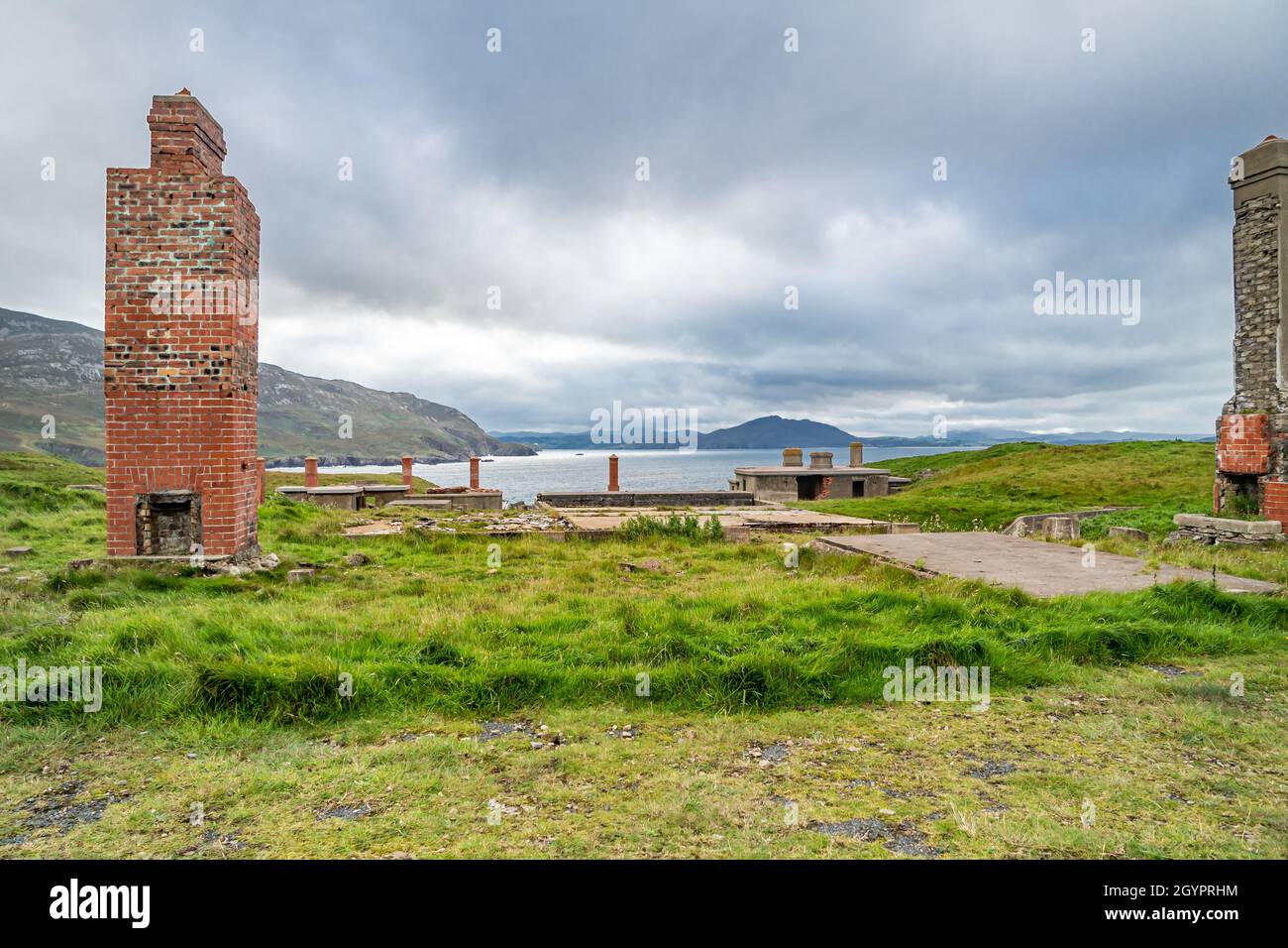 The ruins of Lenan Head fort at the north coast of County Donegal ...