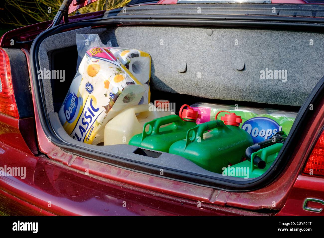Toilet car hi-res stock photography and images - Alamy