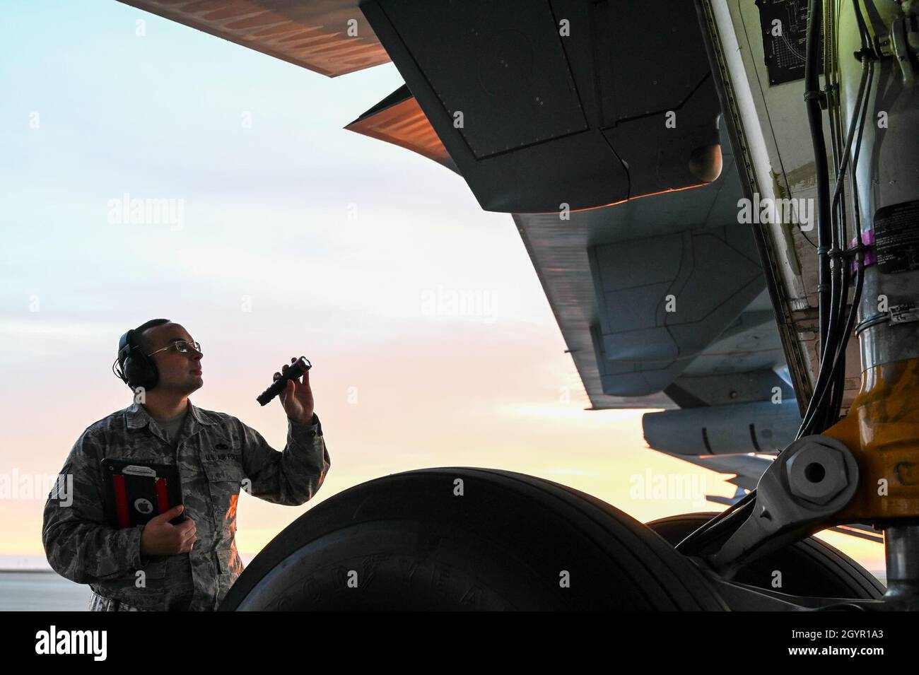U.S. Air Force Tech. Sgt. Joshua Cintron Ruiz, 660th Aircraft ...