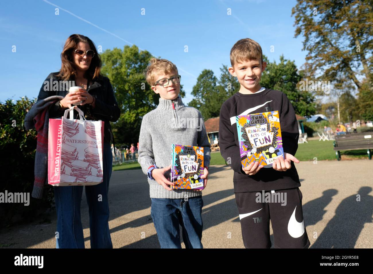 Steven gates hi-res stock photography and images - Alamy