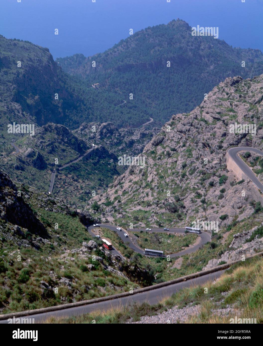 Carretera serpenteante hi-res stock photography and images - Alamy